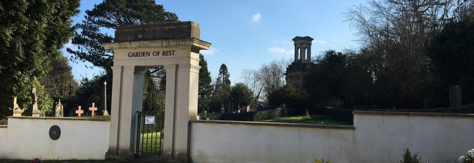 Arnos Vale Cemetery - Bristol dog walk - Bristol Barkers