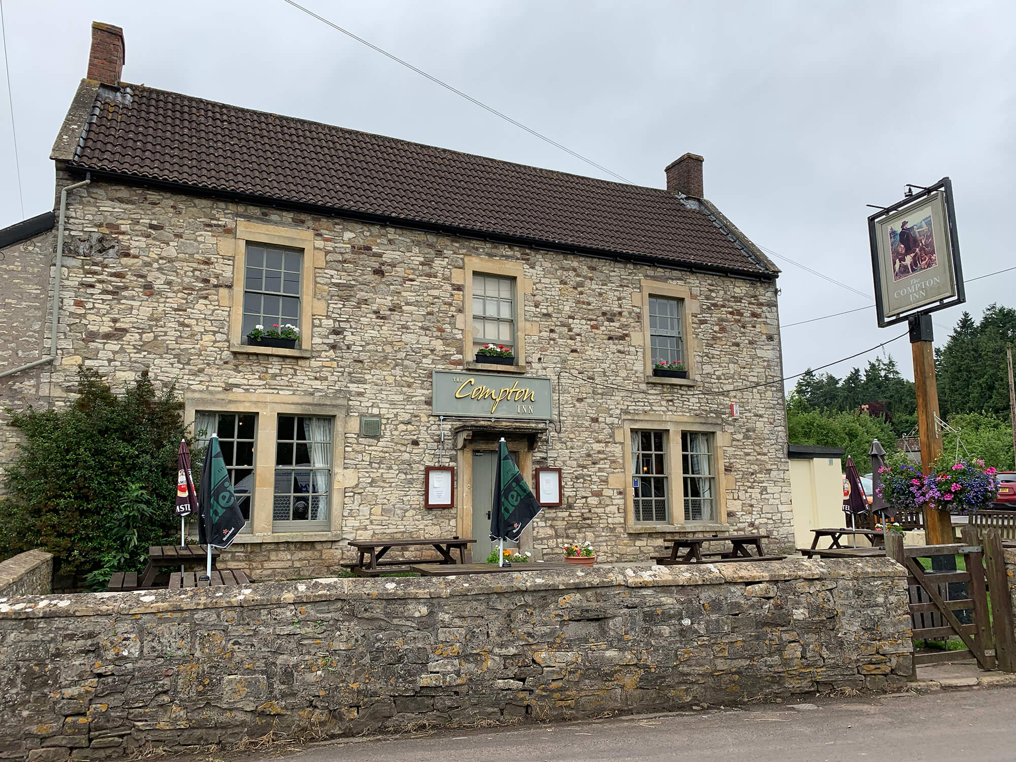 The Compton Inn - Bristol dog friendly - Bristol Barkers