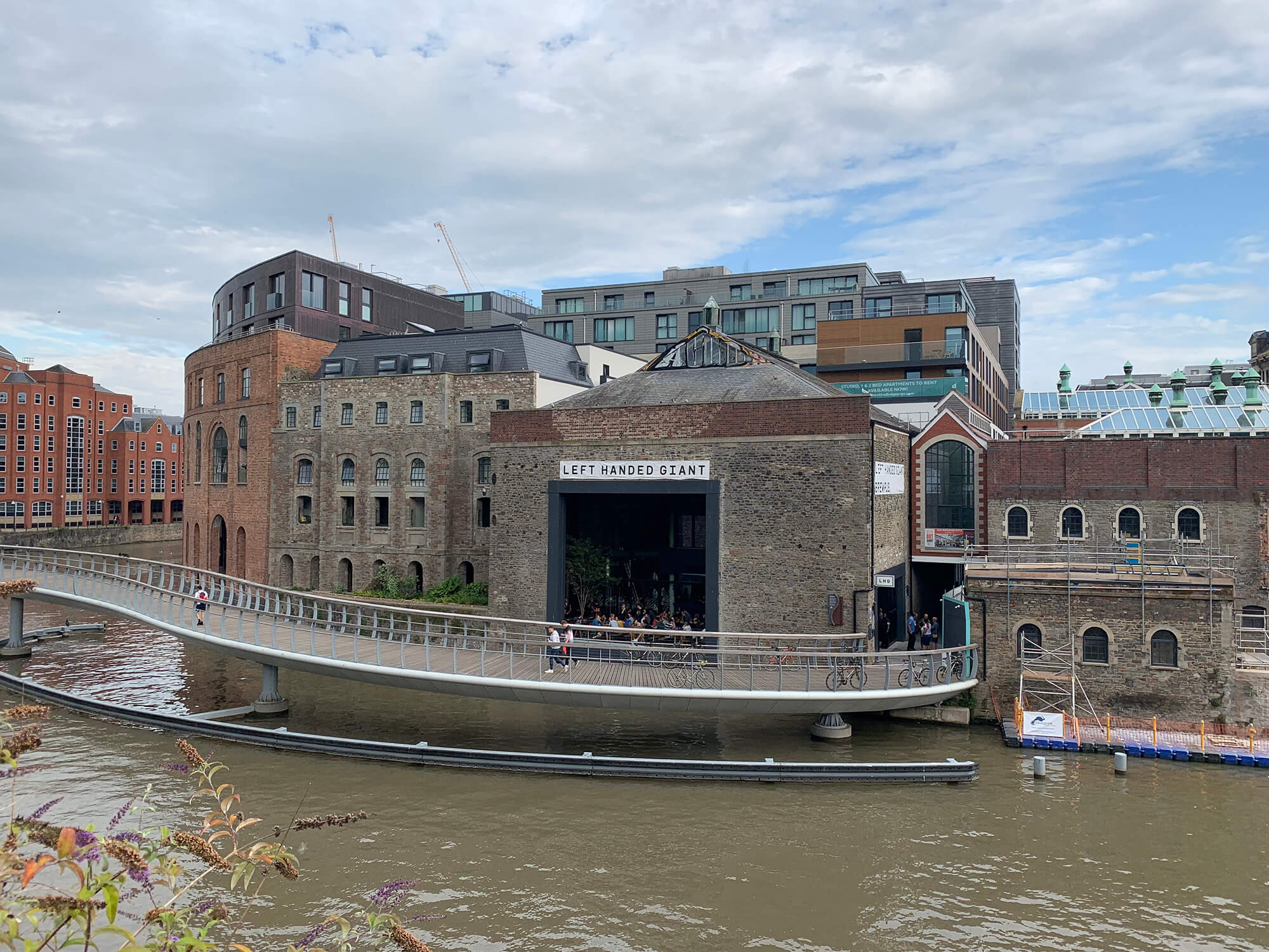 Left Handed Giant Brewpub - Bristol dog friendly - Bristol Barkers